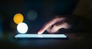 How to intercept mobile communications (calls and messages) easily ...